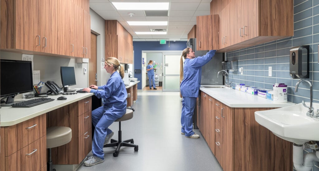 Bhatti GI Ambulatory Surgery Center & Clinic | Pope Design Group